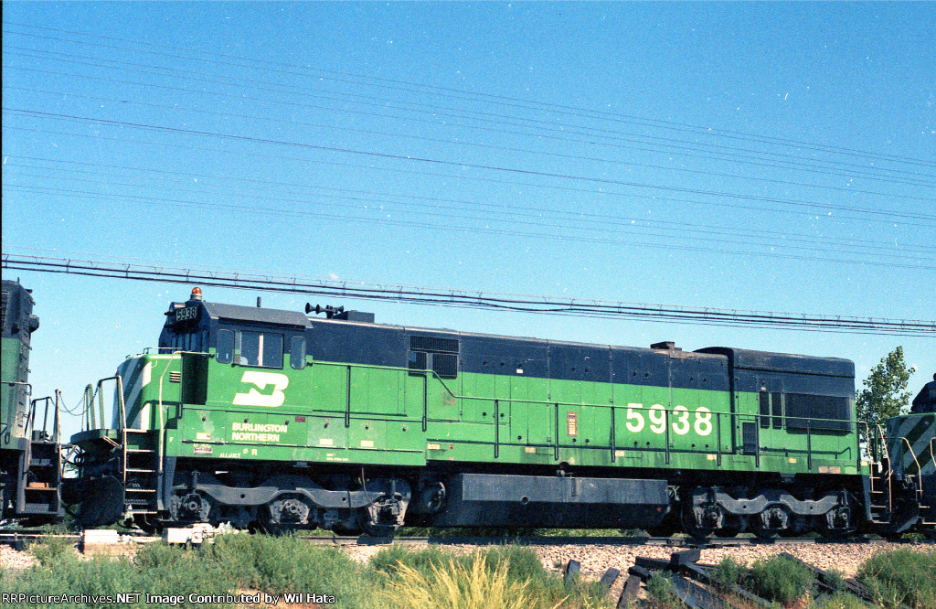 Burlington Northern U30C 5938